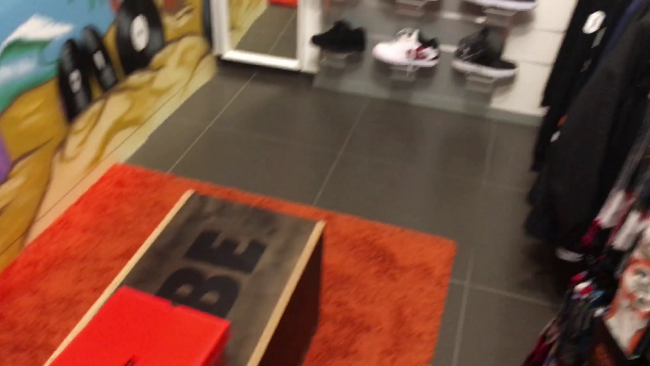 Globe rodney mullen RMs3 Classic natural / black - YouTube