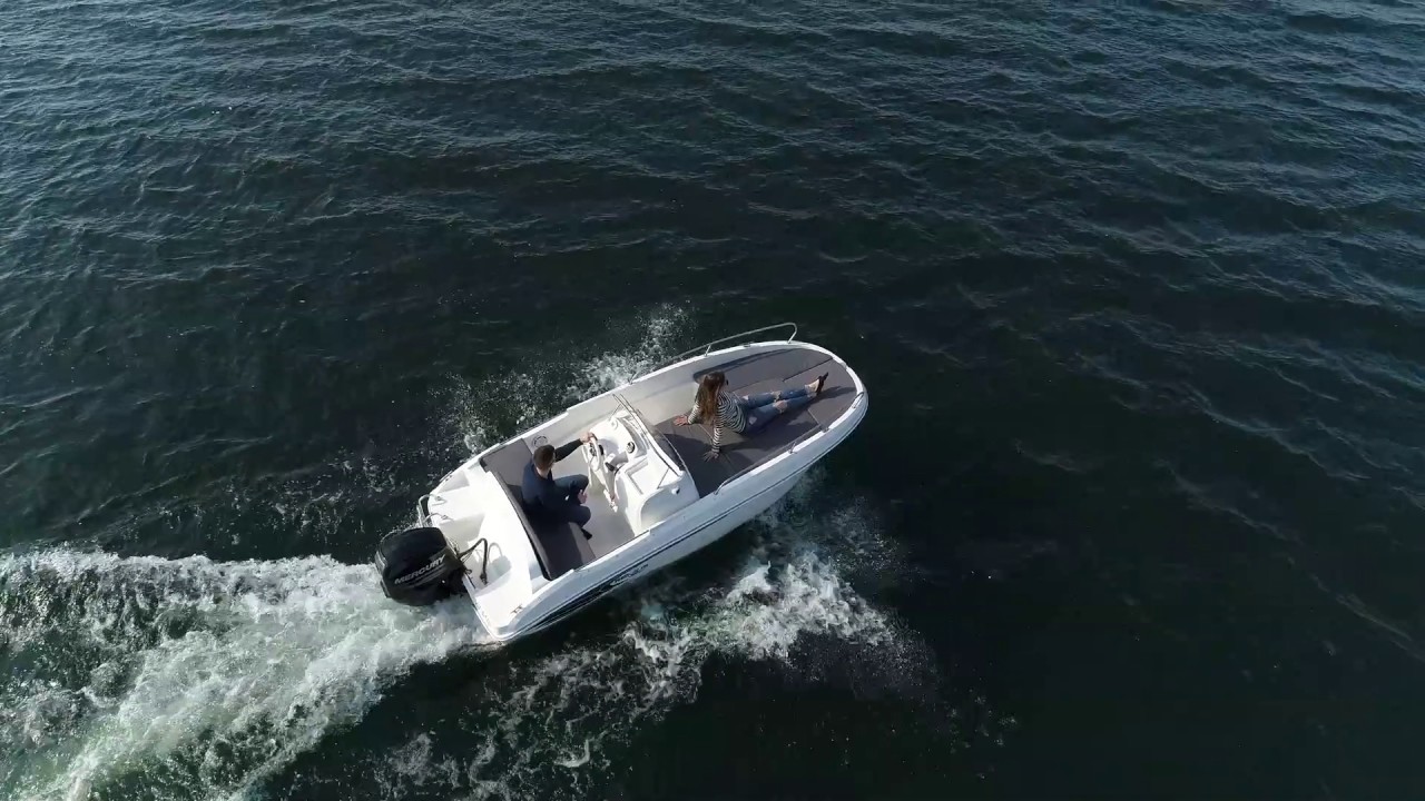 Bootsoutlet.de - Remus 450 open mit 50 PS Mercury - YouTube