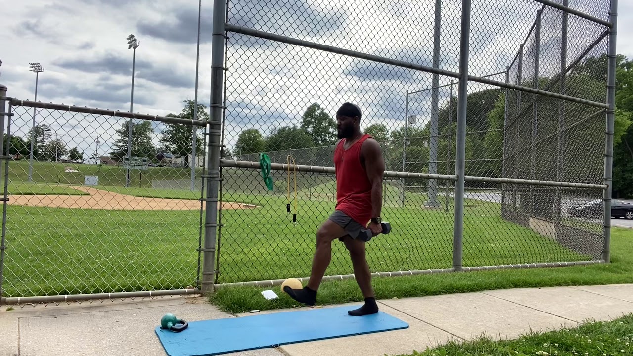 Forward Lunge to Curl - YouTube