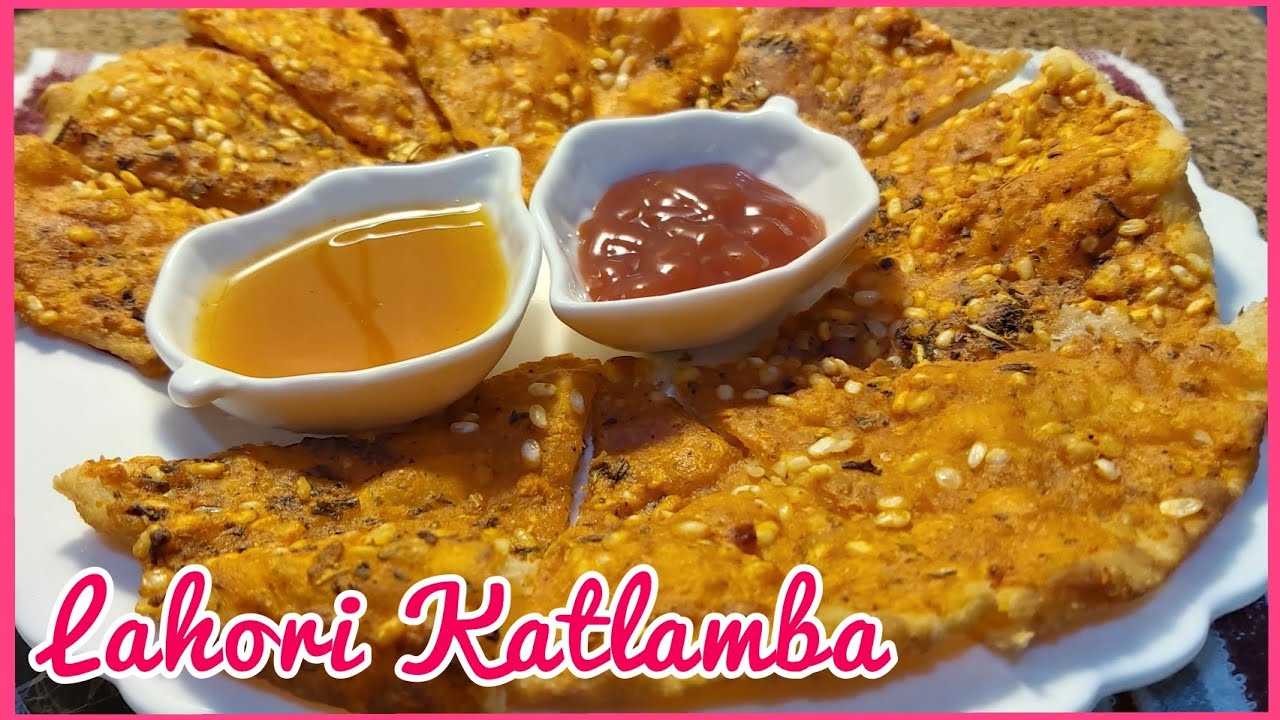 Lahori Katlama|Deep Fried Desi Pizza|Katlama Recipe|Lahore street food ...