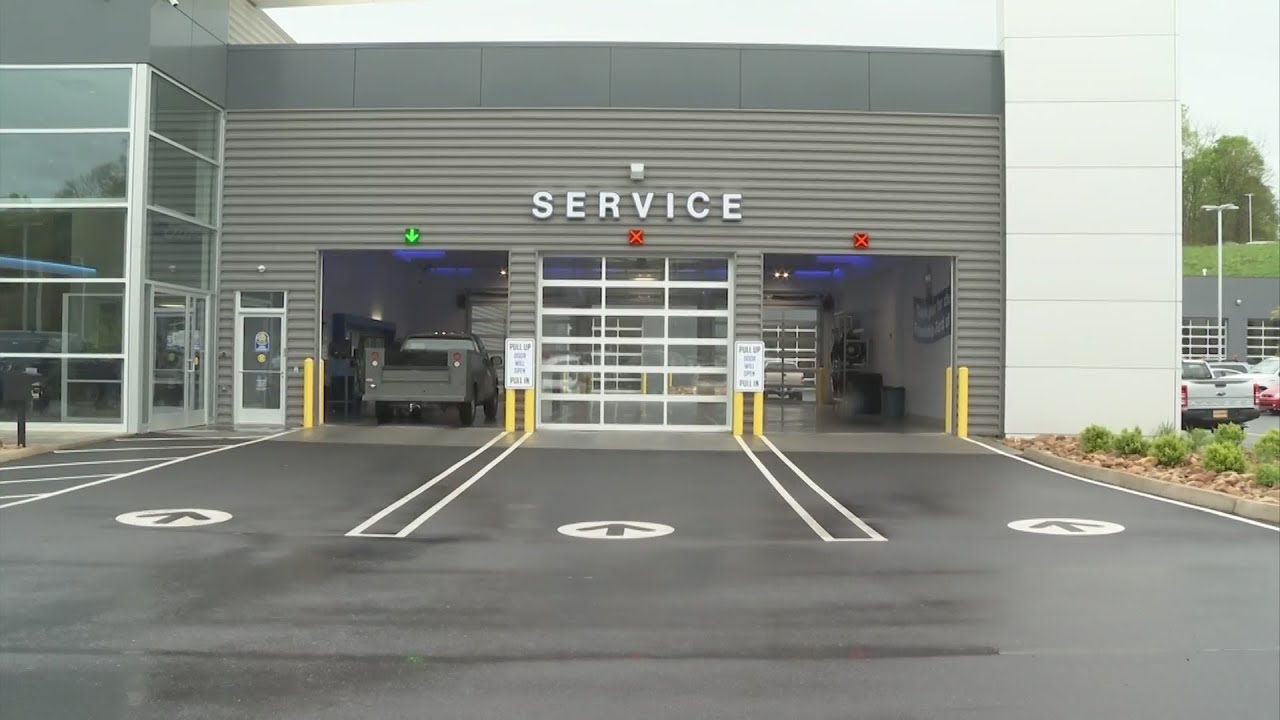 Friendship Automotive offering free oil changes to first-responders ...