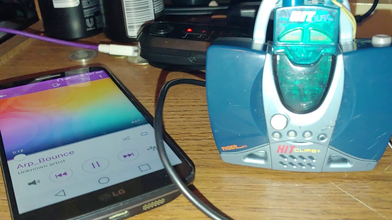 Using a Hit Clip player with a FM transmitter & receiver - YouTube