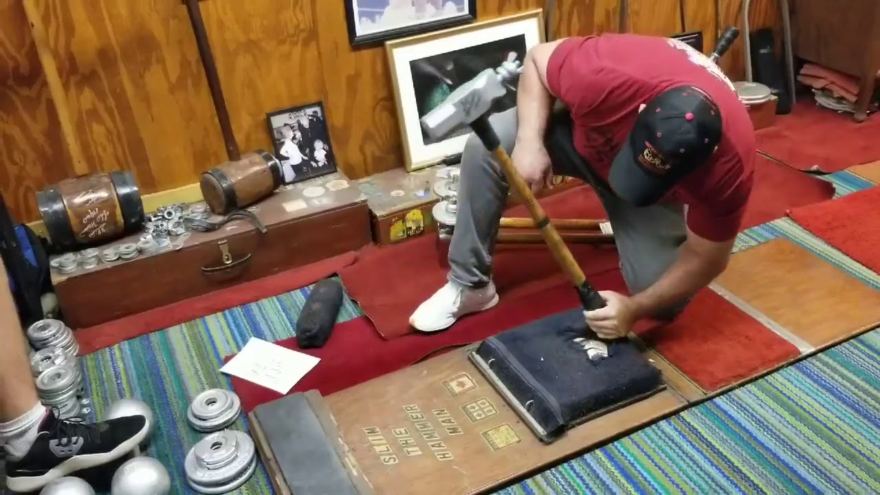 Levering Slim the Hammerman’s famed challenge hammer - YouTube