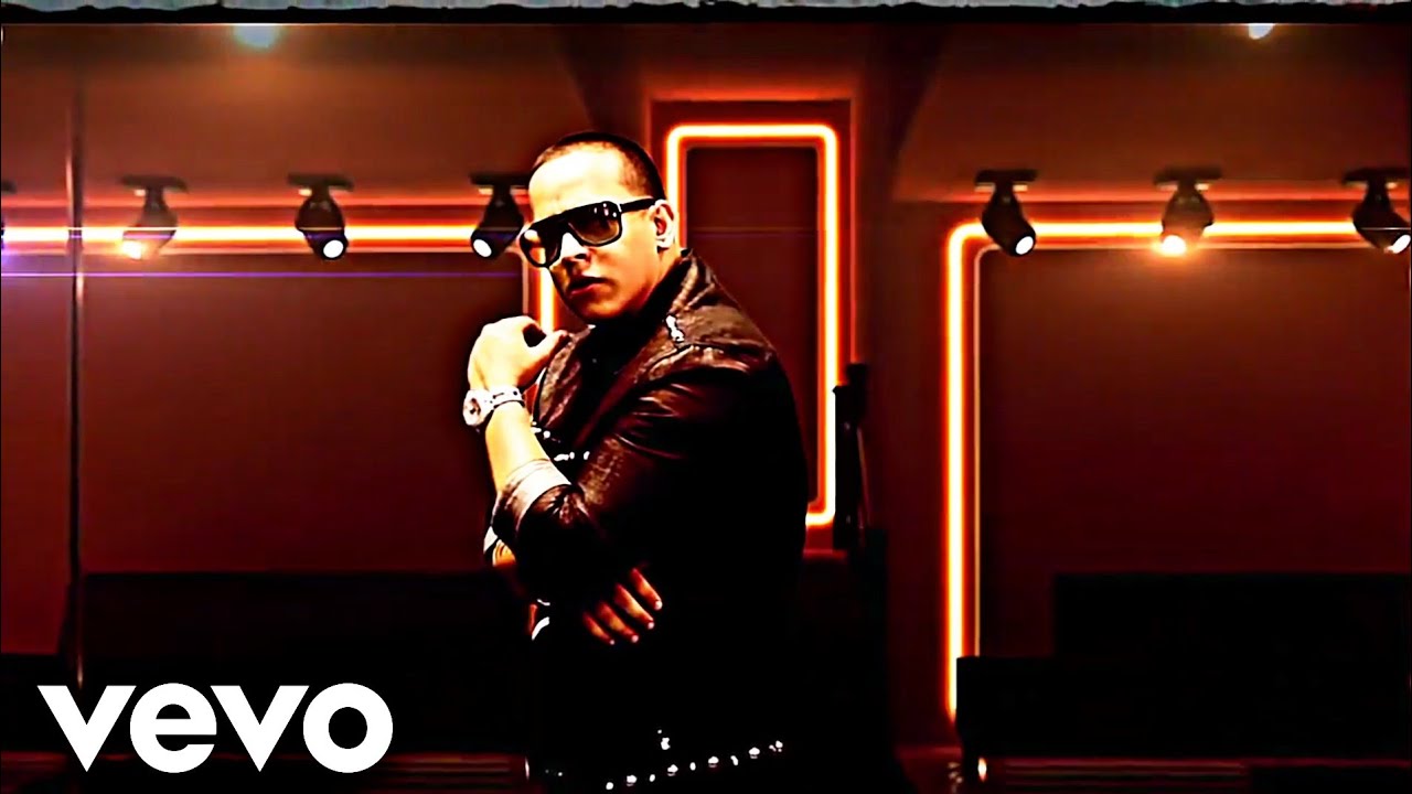 Daddy Yankee - Perros Salvajes (Oficial Video) - YouTube