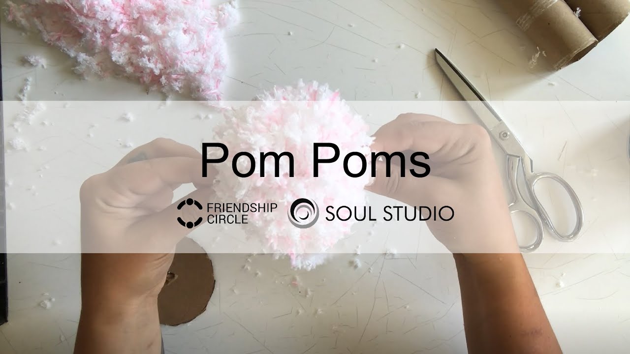 How to Make Pom Poms | Art Tutorial | Soul Studio - YouTube