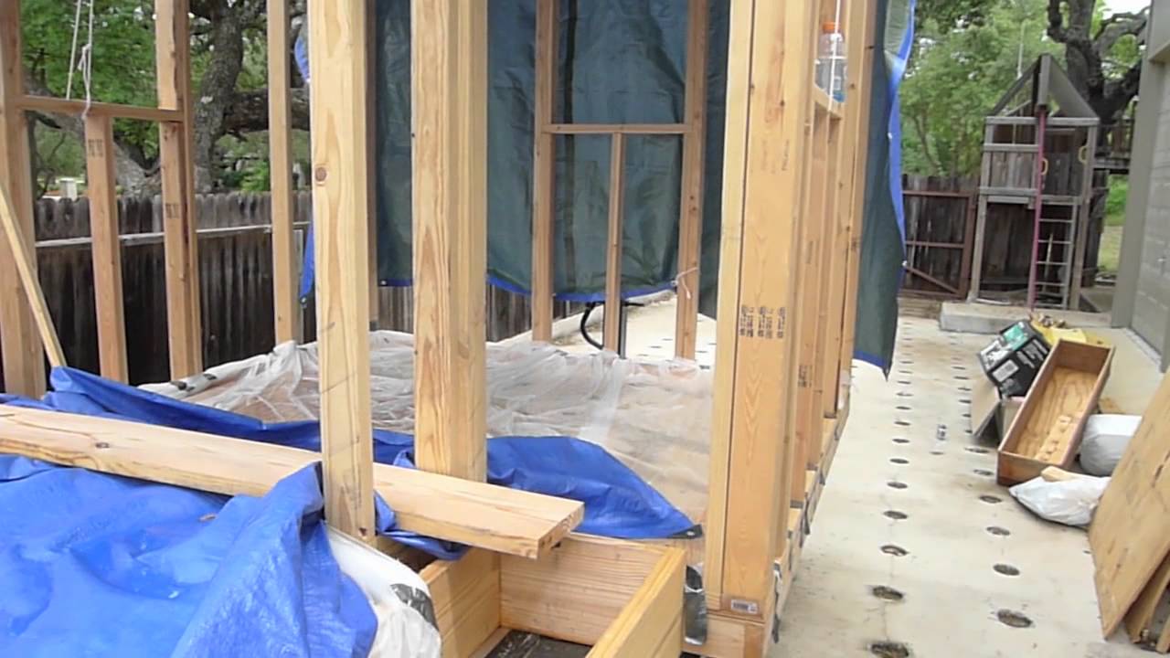 Building Some Tiny House Walls - YouTube