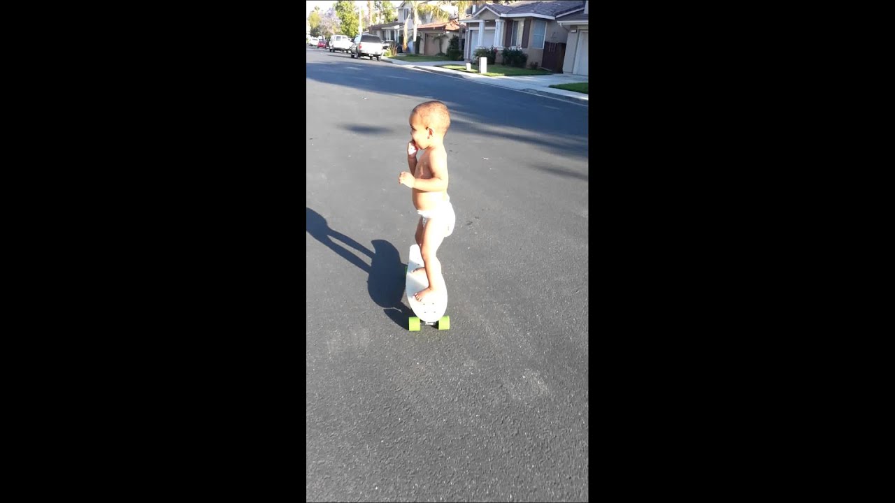 Diaper skater - YouTube