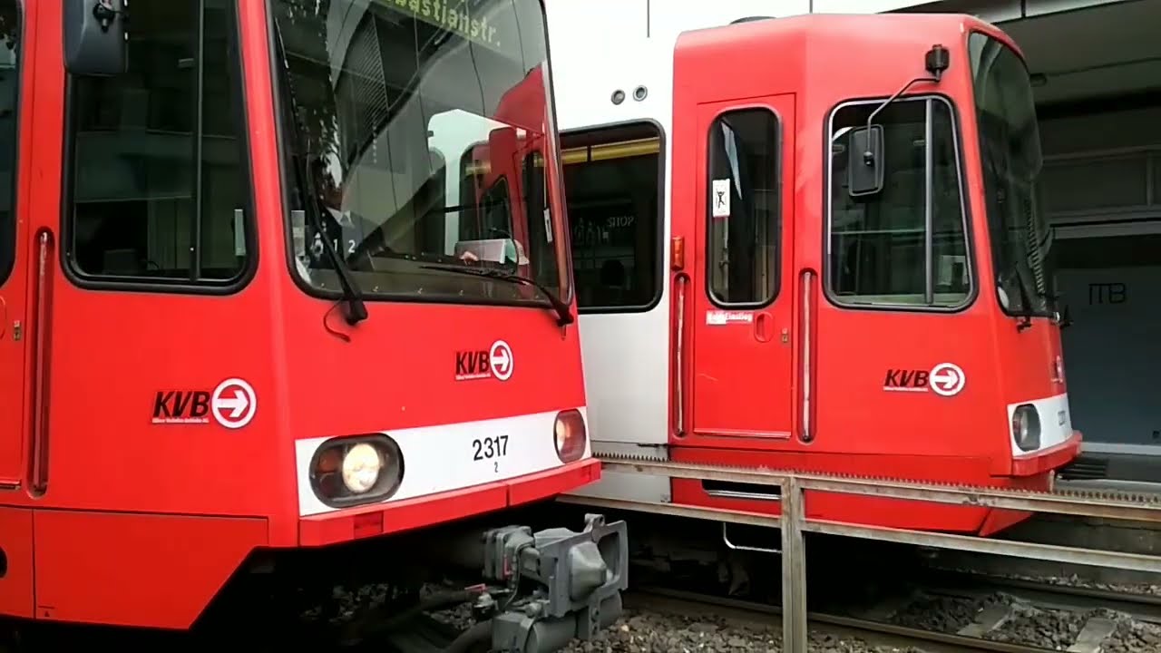 Quelques trams (KVB) à la station Barbarossaplatz - YouTube