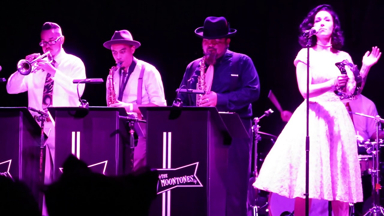 The Moontones / You can't stop her / Observatory, Santa Ana, CA / 7/8 ...