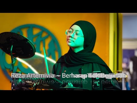 Reza Artemivia ~ Berharap Tak Berpisah (Drum Cam) Amel Najla | Star Girls Band