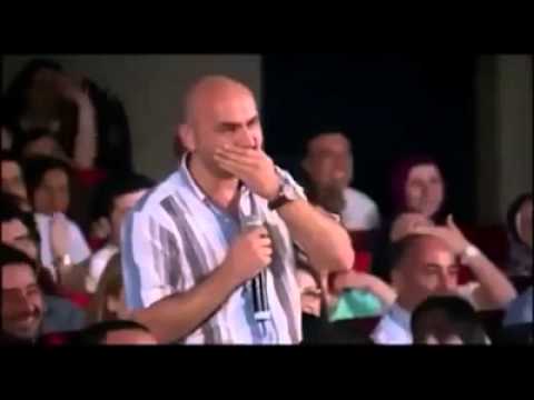 Gulmeli-gulen adam