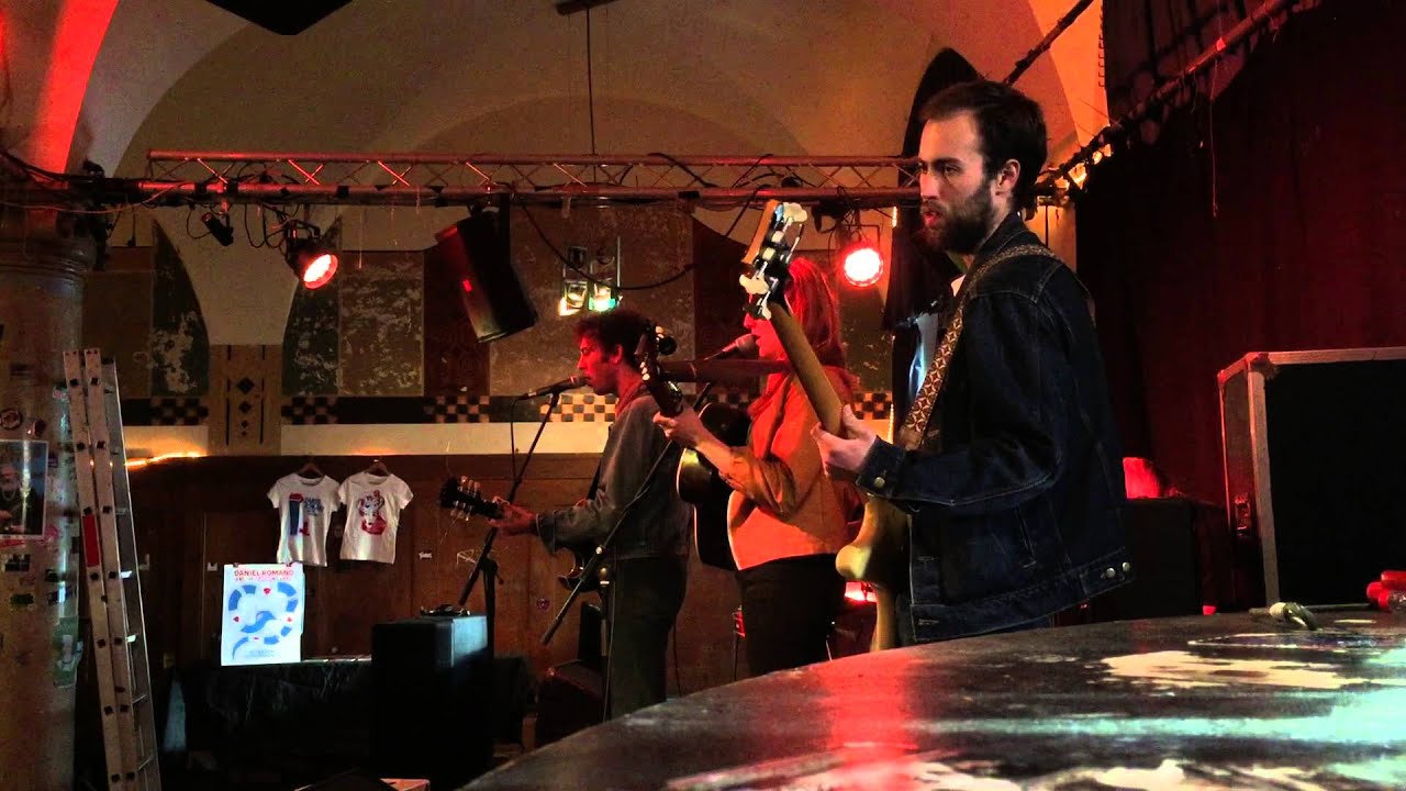 DANIEL ROMANO AND THE TRILLIUMS BAND Soundcheck @ Zentralcafé - YouTube