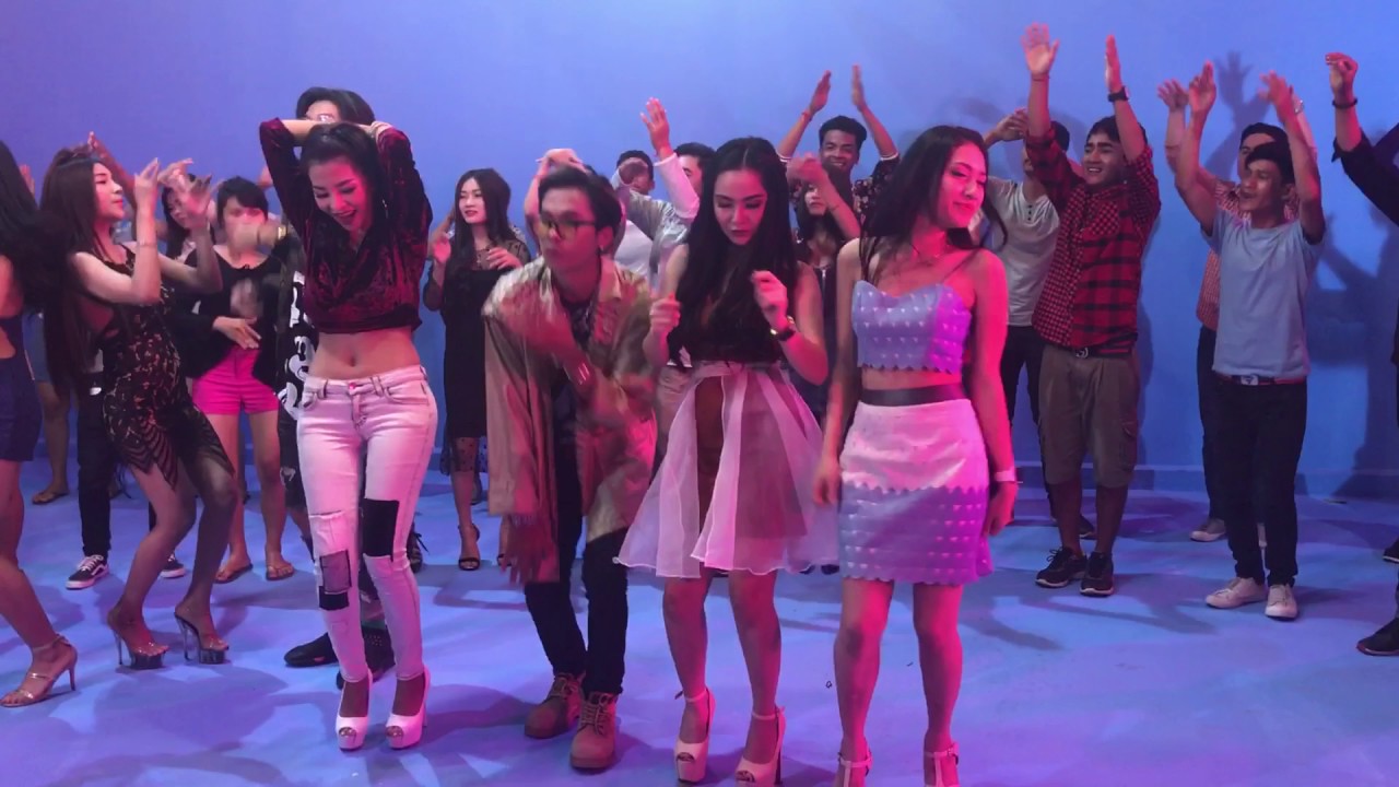 Doung manich - YouTube