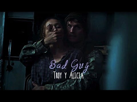 🦋 Alicia y Troy 🦋 Bad Guy - YouTube