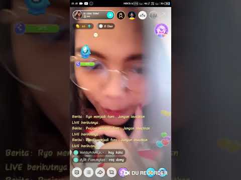 Cewek cantik goyang aduhaii