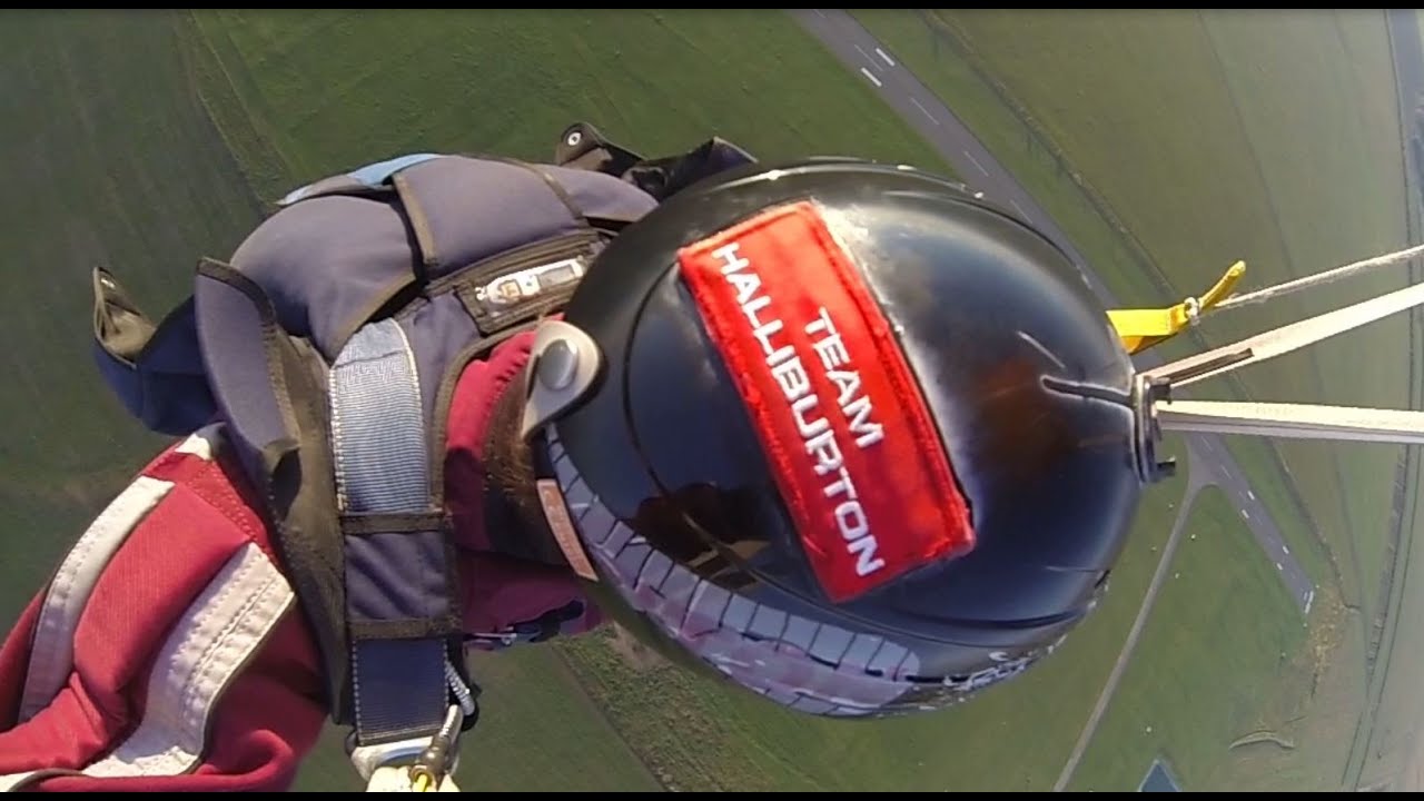 HALLIBURTON sky team / Team HALLIBURTON / Skydiving or Cementing / DZ ...