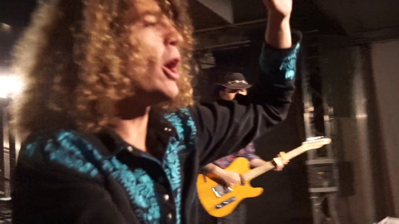 Demian Band - Muzeum obchodu Bratislava - YouTube