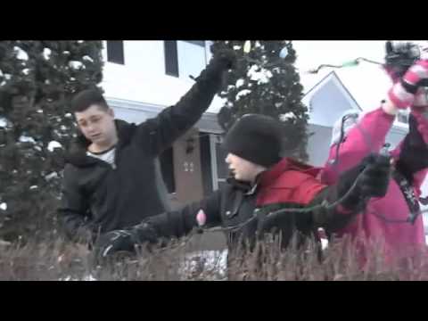 CANR NORAD Tracks Santa 2013 French - YouTube
