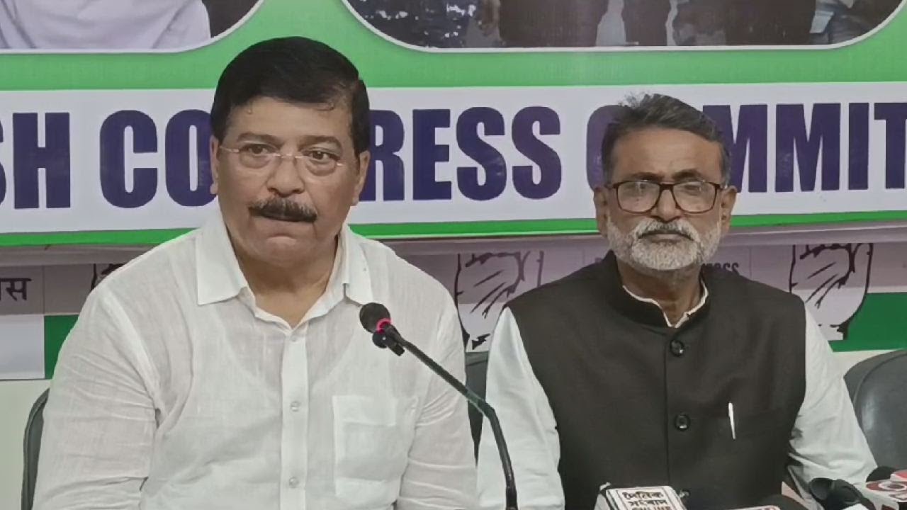 Congress held a press meet together with all the congress workers on ...
