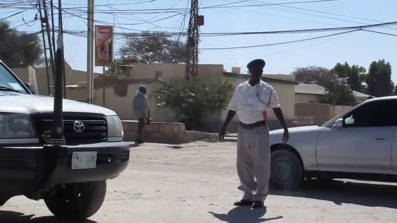 Funny Somali traffic police - YouTube