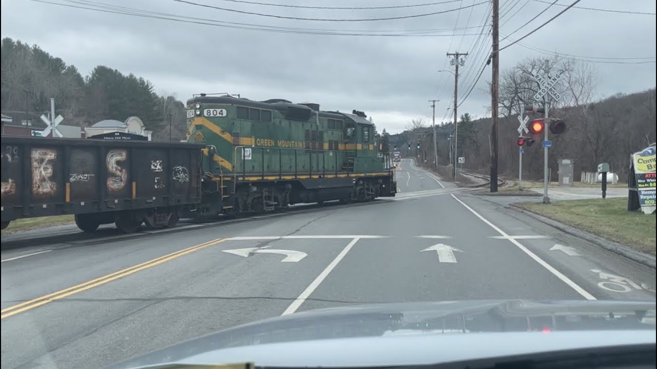 VRS M&B Crossing route 302 in Berlin VT - YouTube