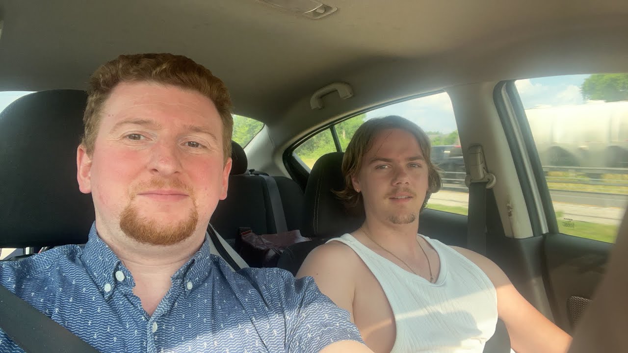 Live with Liam on the road to Missouri - YouTube
