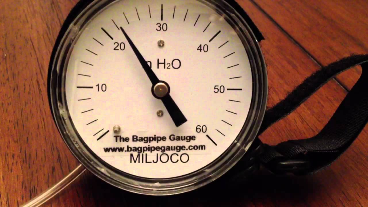 BagpipeGauge.com - Actual student video. - YouTube