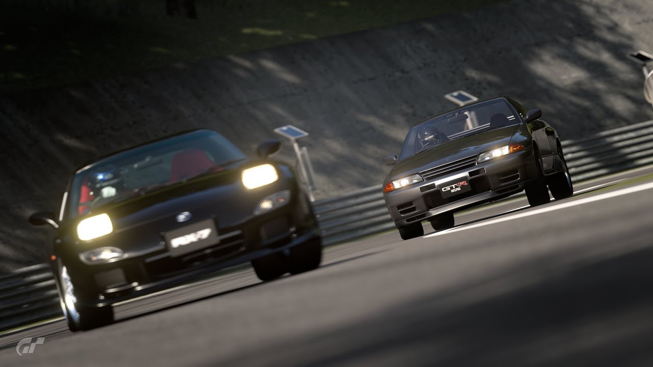 Touge Challenge: Nissan Nismo R32 vs Mazda RX-7 - YouTube