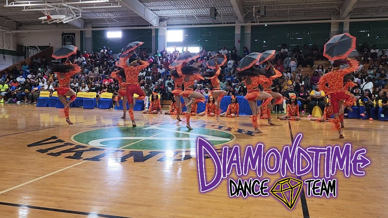Diamondtime Dance Team "DDT Purple Storm" - YouTube