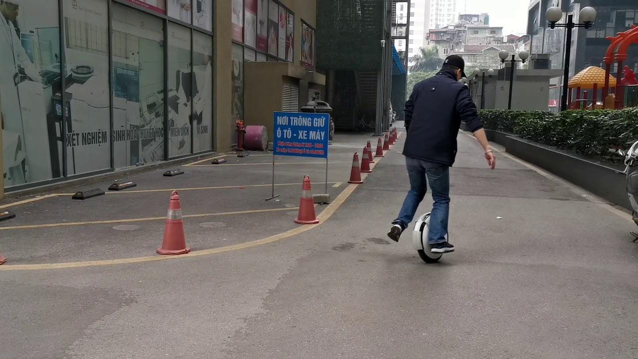 Practice to go with one foot with Ninebot One A1 - YouTube