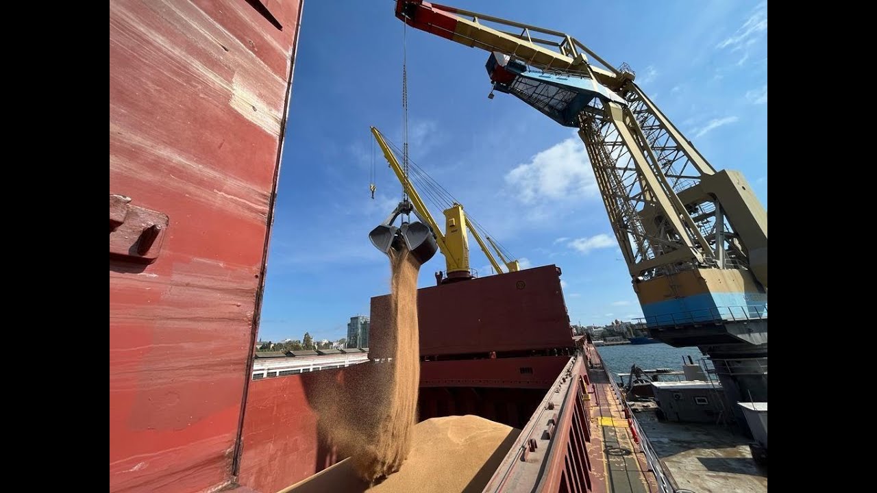 Mv "Transocean" after loading at Poti port, Georgia - YouTube