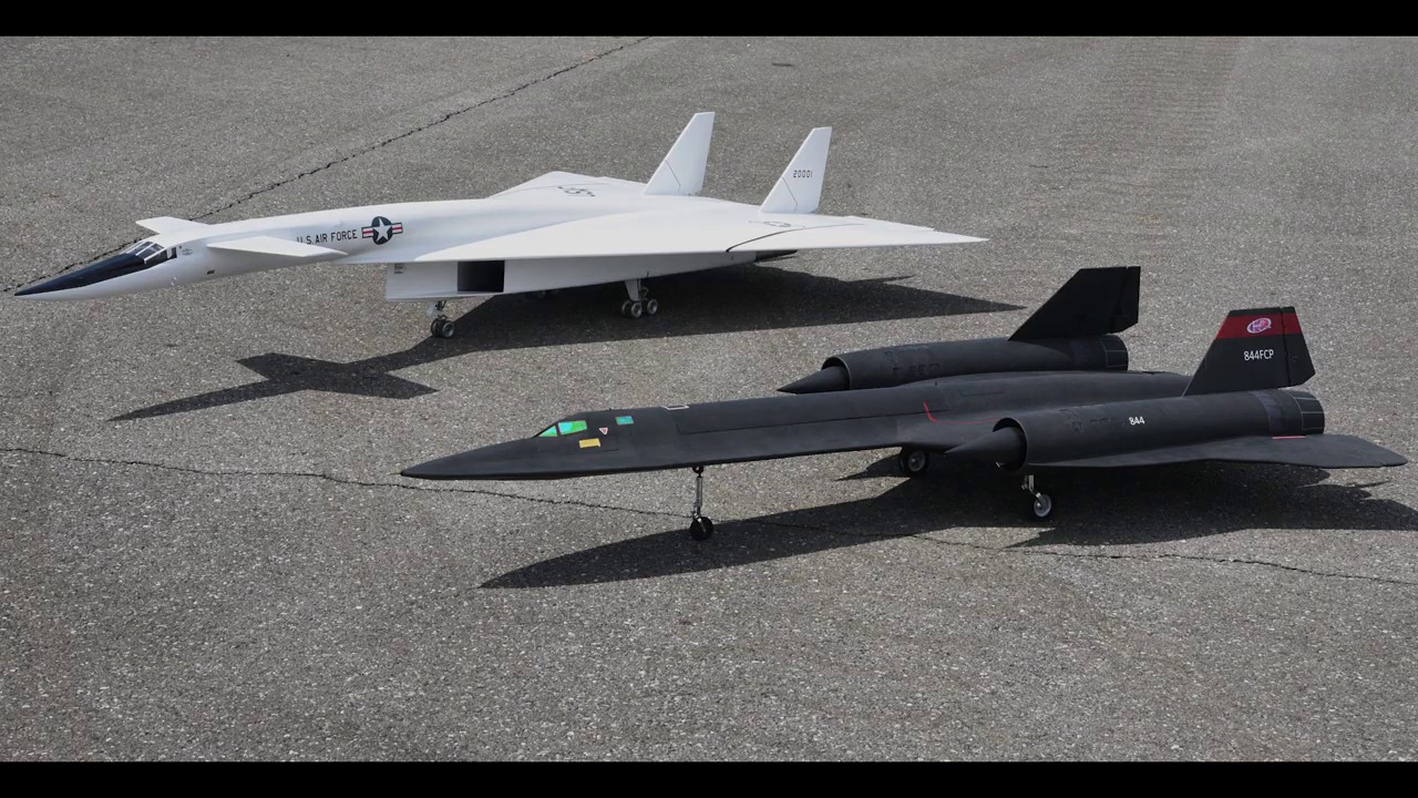 XB-70 model at the Giant Scale Radio-Controlled Model Aircraft Air Show ...
