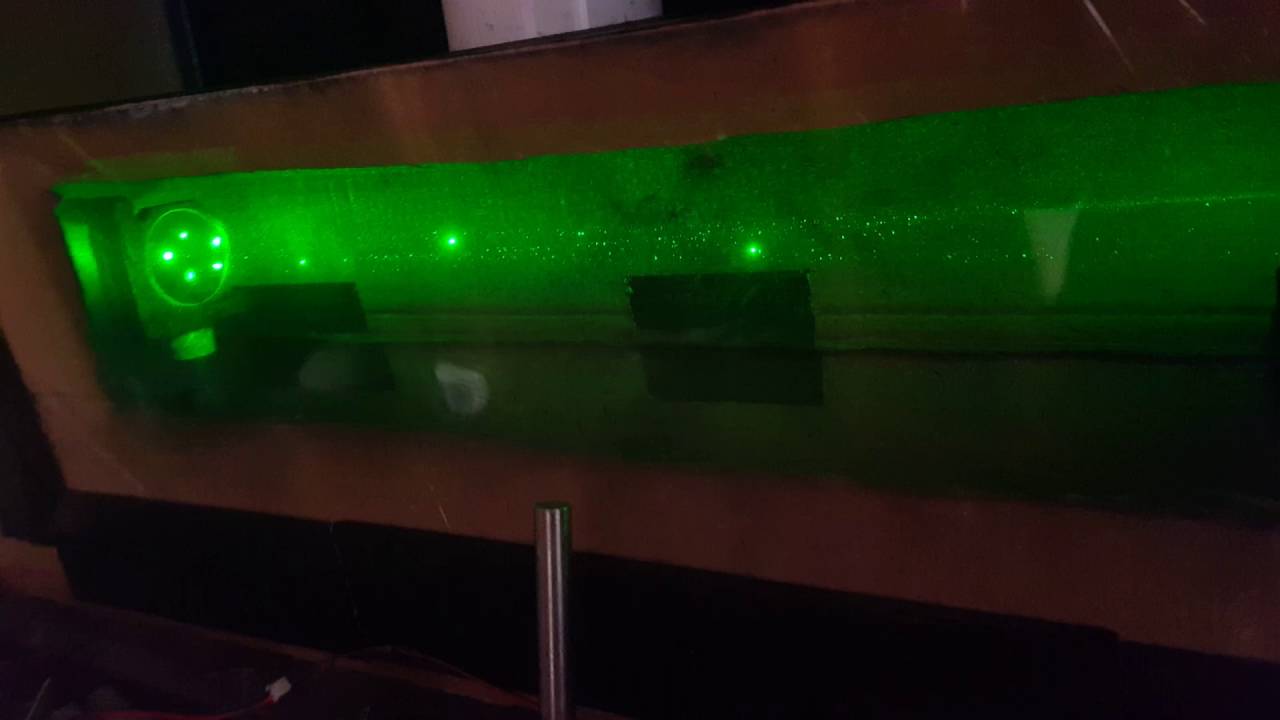 Multiple Laser Trapping in a Herriott Cell - YouTube