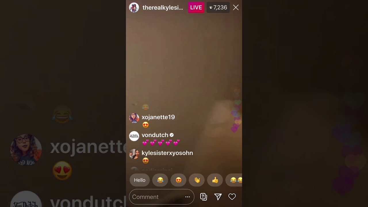 Ari Fletcher on IG live smoking - YouTube