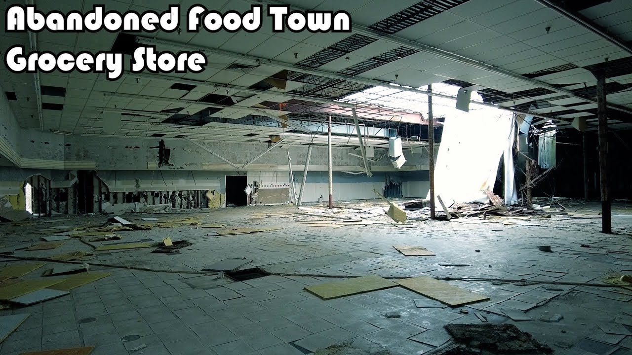 Exploring an Abandoned Foodtown Grocery Store | Closed for 20 Years ...
