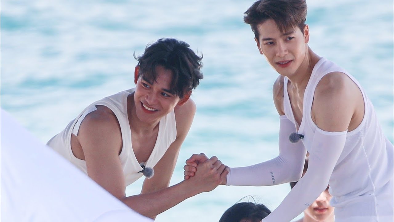 Jackson Wang & Lucas Keep Running 2021 Preview - YouTube