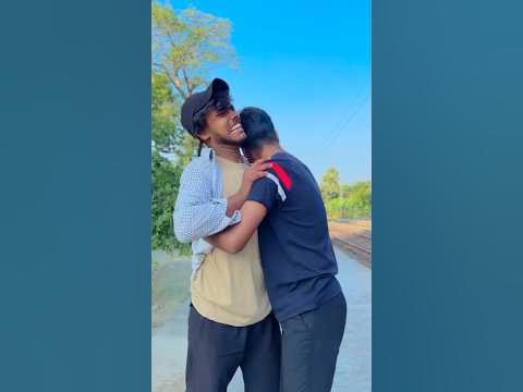 Hug de rha hu 😂 #RohitRaj #comedy #funny #trending #comedyvideo #viralvideo #SinuRox #shorts ...