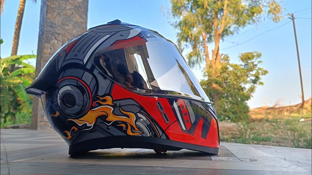 Vega Bolt Superhero Helmet Review - YouTube