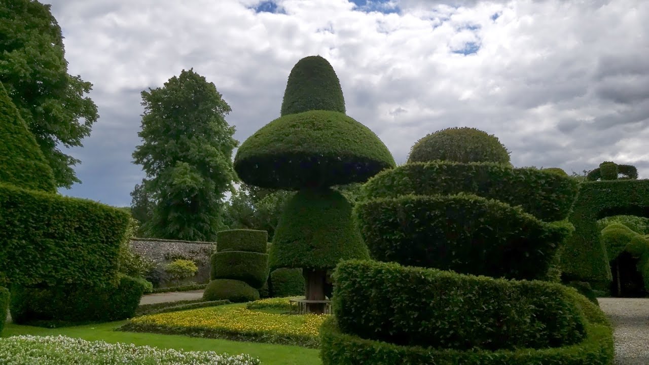 Is this the best topiary garden in the world? - YouTube