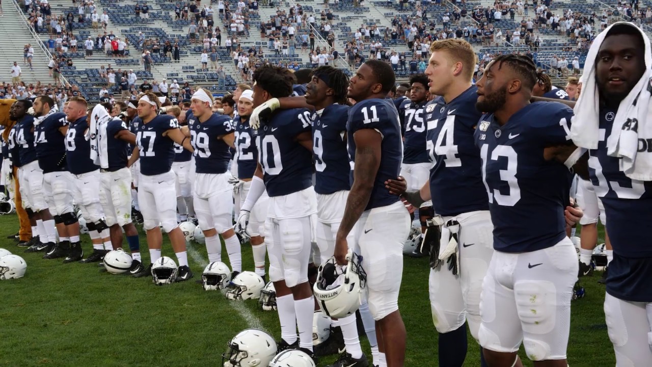 Penn State football sings the Alma Mater after season opening win - YouTube