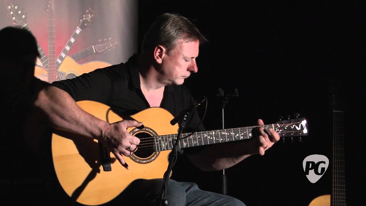 Montreal Guitar Show '10 - Manzer Guitars played by Tony McManus - YouTube