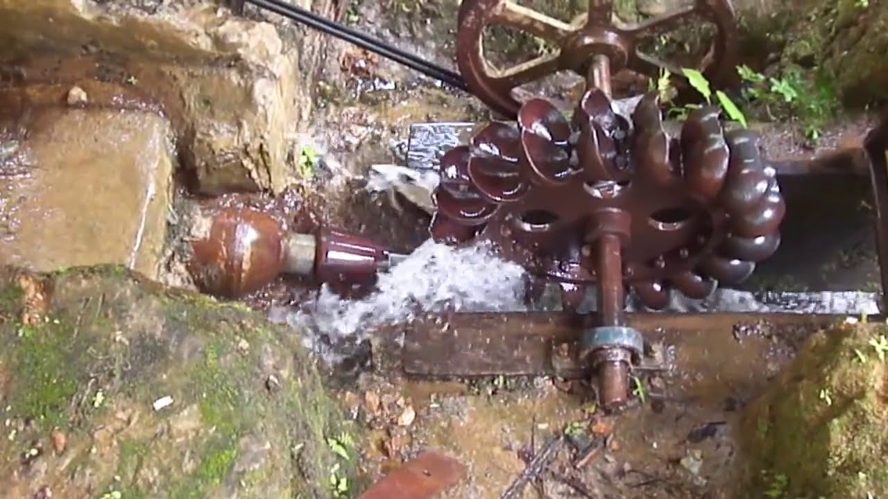 micro hidro MicroHydro Power System - YouTube