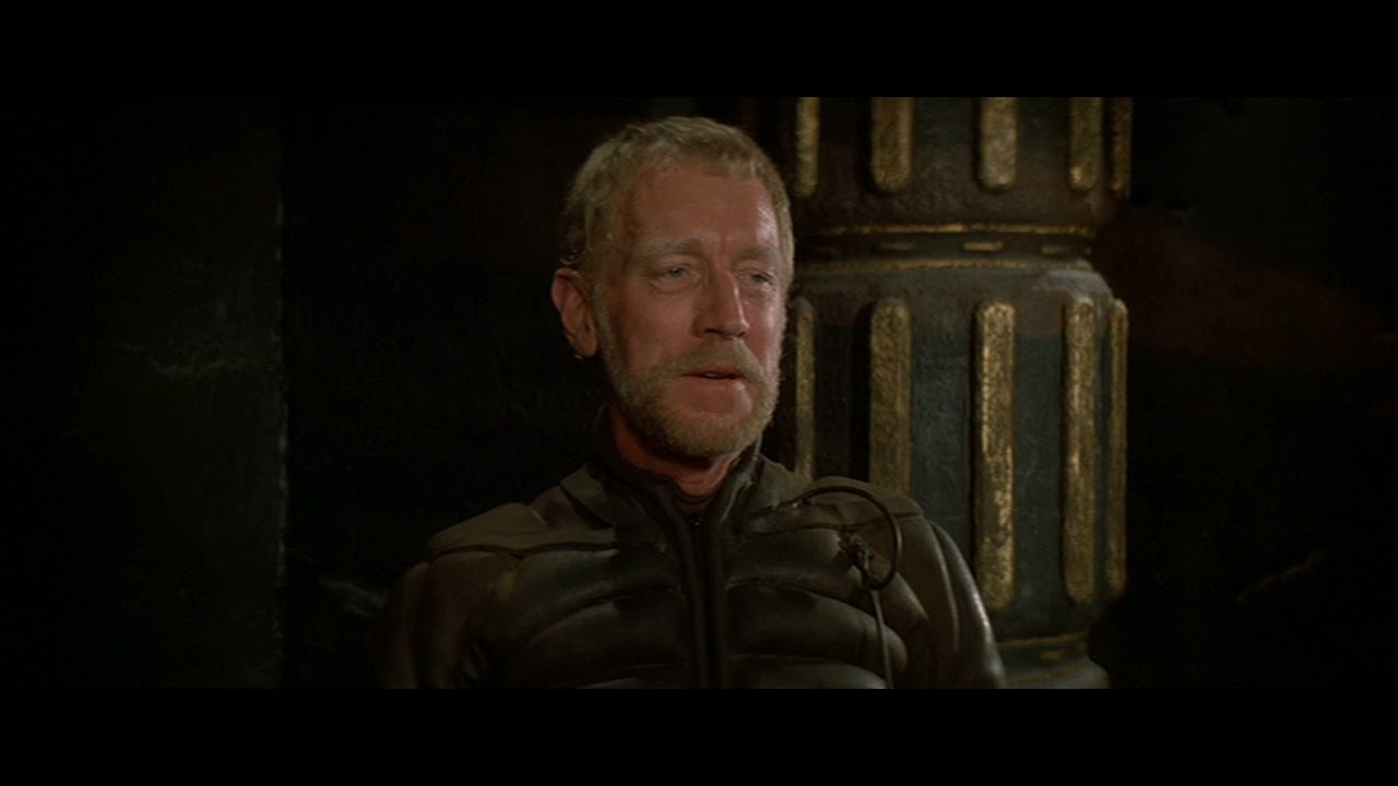 Dune Extended Edition dialogue clip - Atreides palace external shot and ...