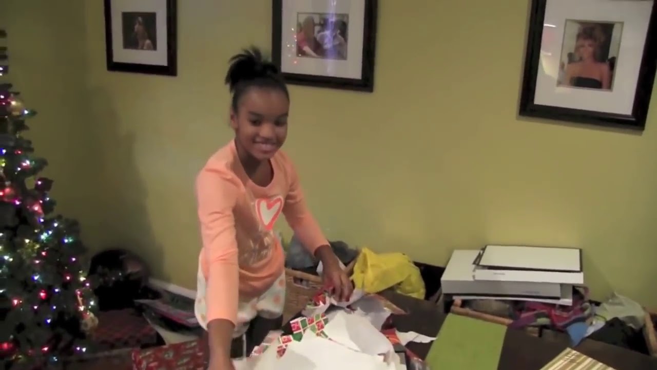 ULTIMATE IPHONE PRANK COMPILATION - YouTube