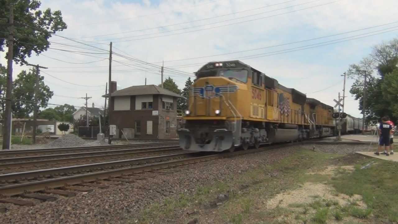 Union Pacific 5046 and 6471 West at Turner Junction 7/14/12 (HD) - YouTube