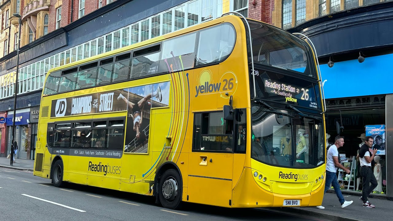 Reading Buses ADL Enviro400 208 (SN11BVO) On Route 26 To Reading ...