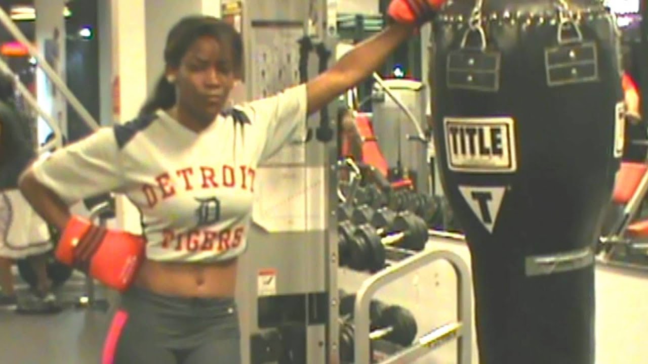 Fox Sports Detroit Girl contestant Ariel Thompson - YouTube
