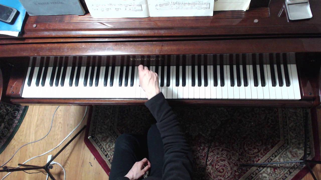 (HD) Piano Technique: Practicing parallel staccato 3rds: Burgmuller ...