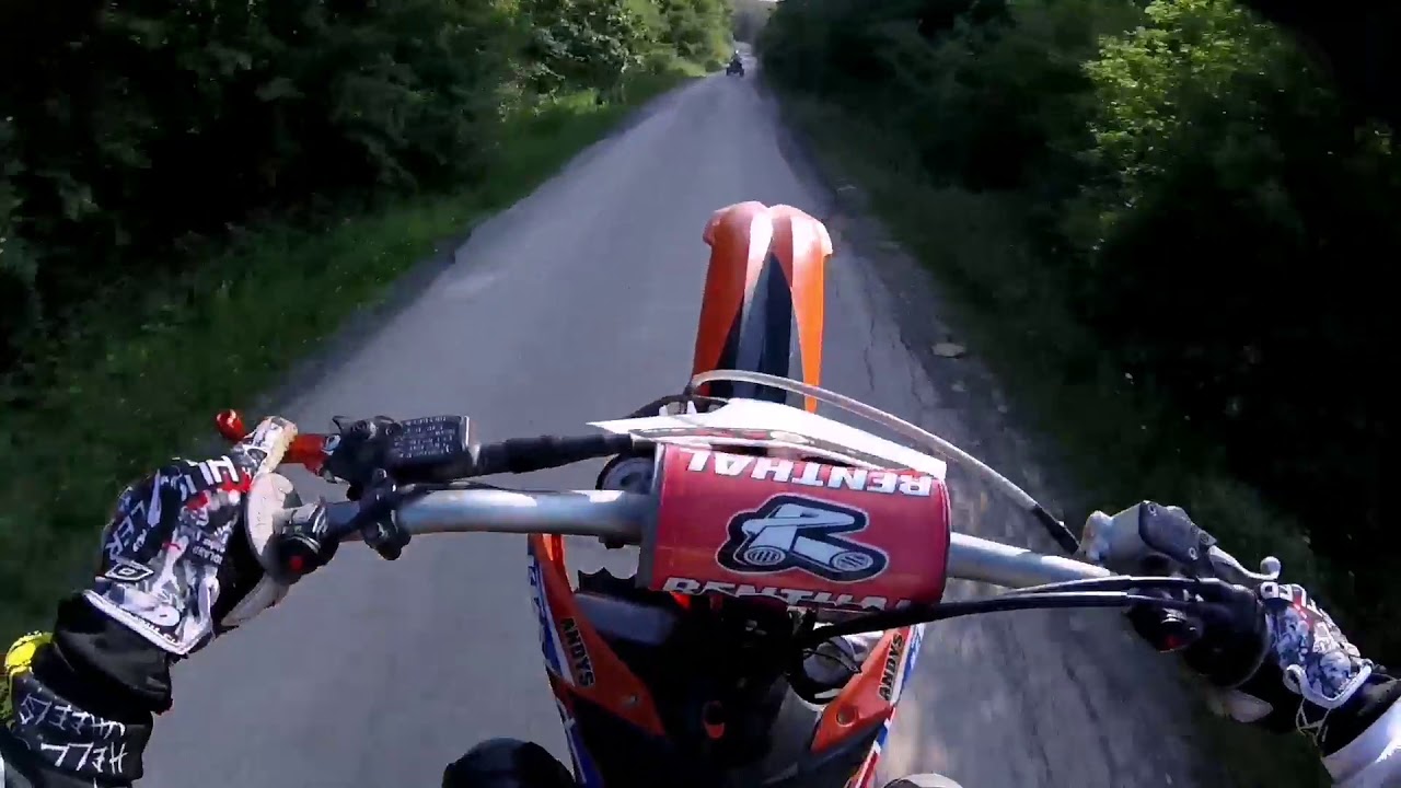 Having fun with the dirt machines - YouTube