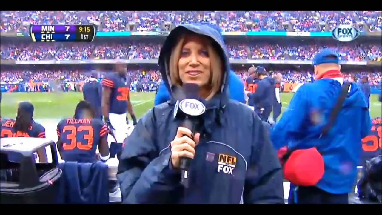 Charles Tillman 'saves' sideline reporter Laura Okmin from camera cart ...